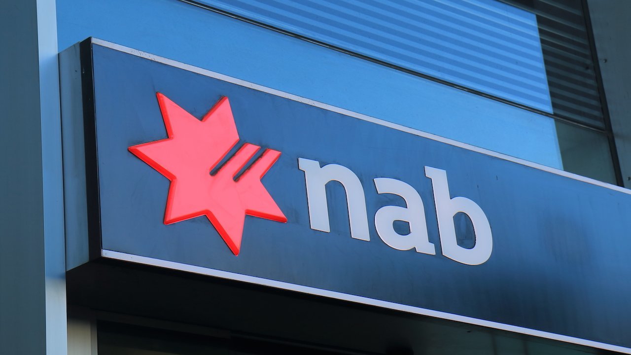 NAB launches Alipay for merchants to attract Chinese dollar ...