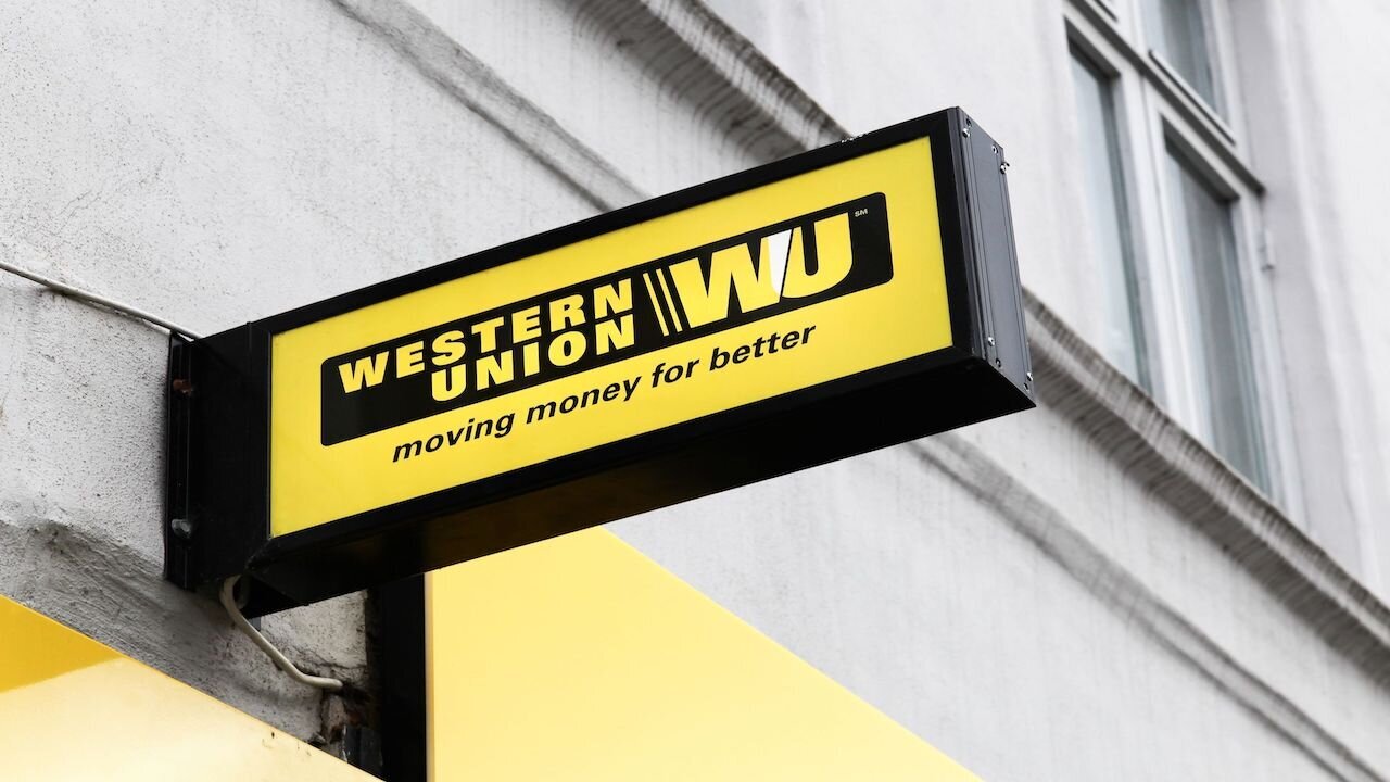 Western Union to provide insurance in AXA partnership